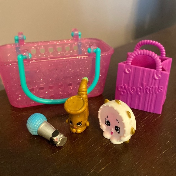 Moose | Toys | Shopkins Pink Shopping Basket Plastic Season 3 Toy Moose ...